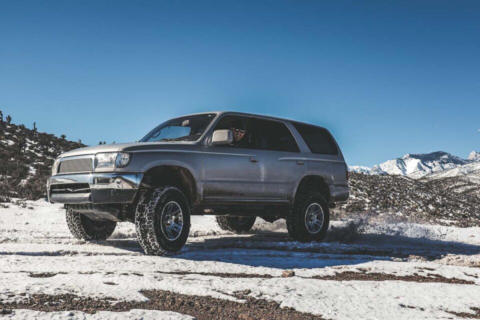 4WD High vs Low: What’s the Difference? - Off-Roading Pro