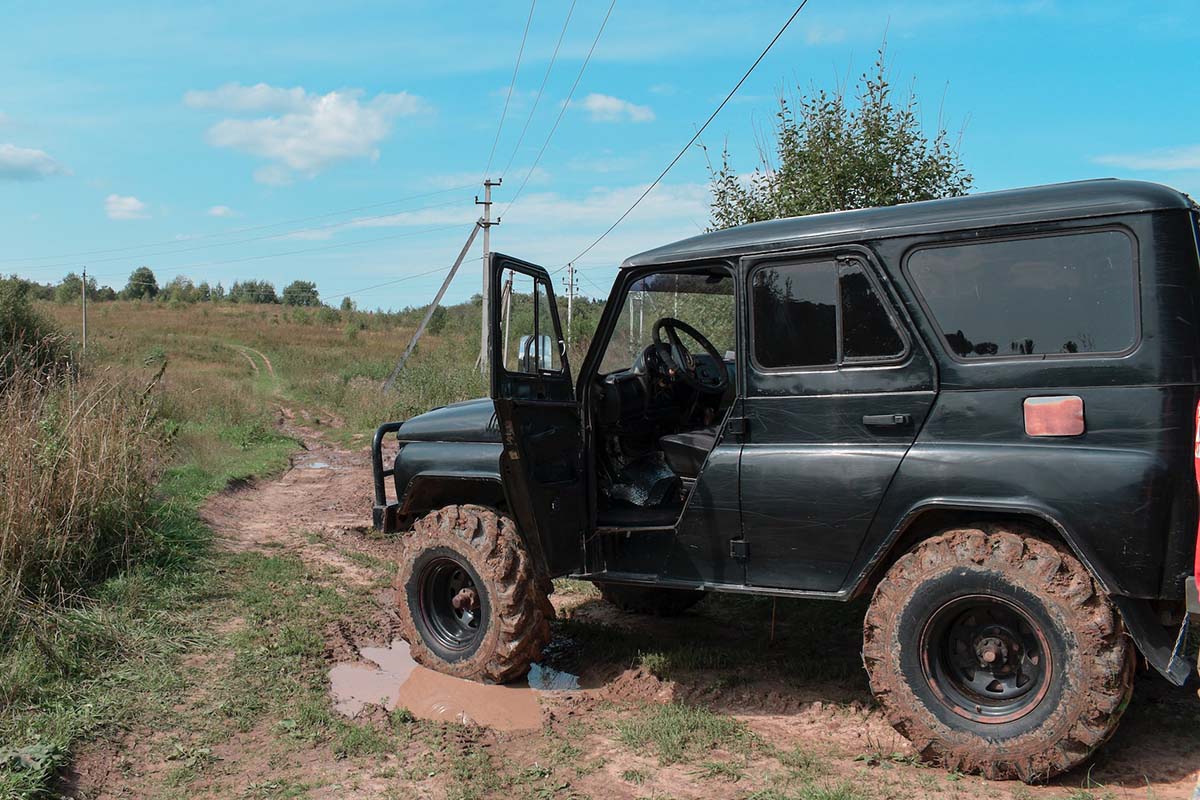 How to Clean Muddy Off-Road Tires - Off-Roading Pro